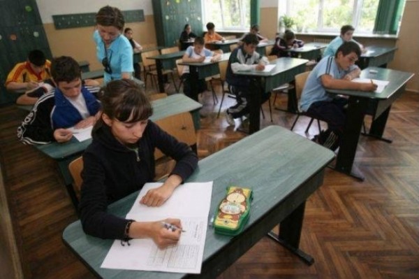 Evaluarea nationala pentru absolventii clasei a VIII-a, 2014 – scurt ... Evaluarea nationala pentru absolventii clasei a VIII-a, 2014 – scurt ...