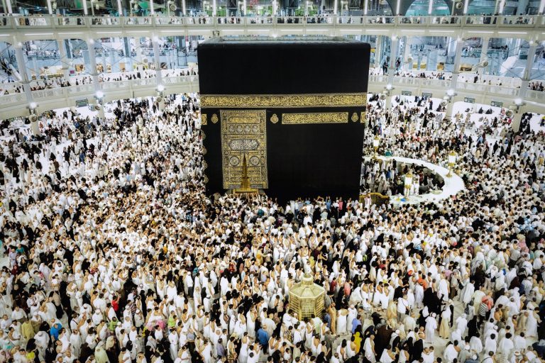 Pelerinajul la Mecca și principiile de bază ale islamului - Deștepți.ro