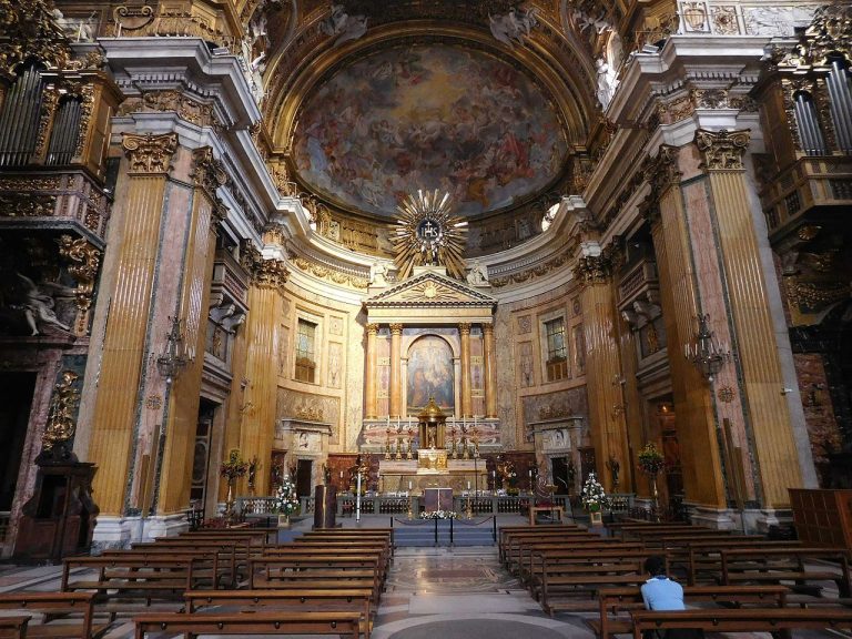 Biserica II Gesu: Obiective turistice Italia - Roma - Deștepți.ro