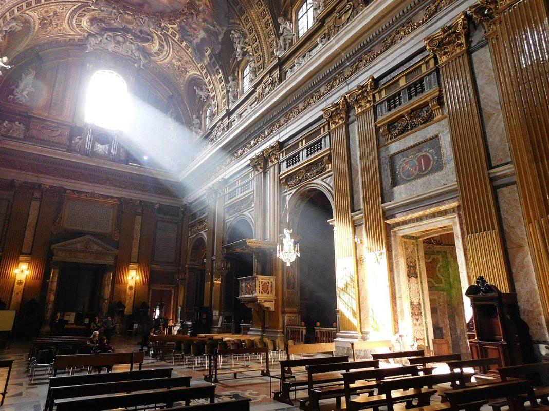 Biserica II Gesu: Obiective turistice Italia - Roma - Deștepți.ro