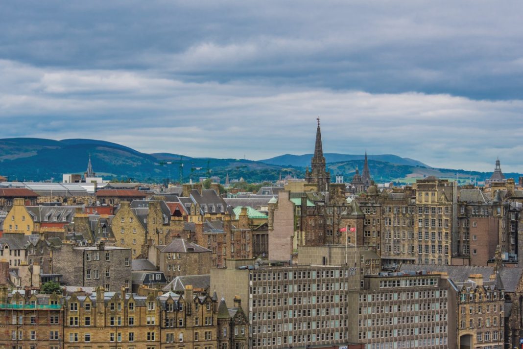 Scotia: Obiective turistice Scotia - Edinburgh - Deștepți.ro