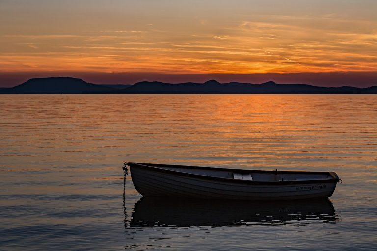 Lacul Balaton: Obiective turistice Ungaria - Budapesta - Deștepți.ro