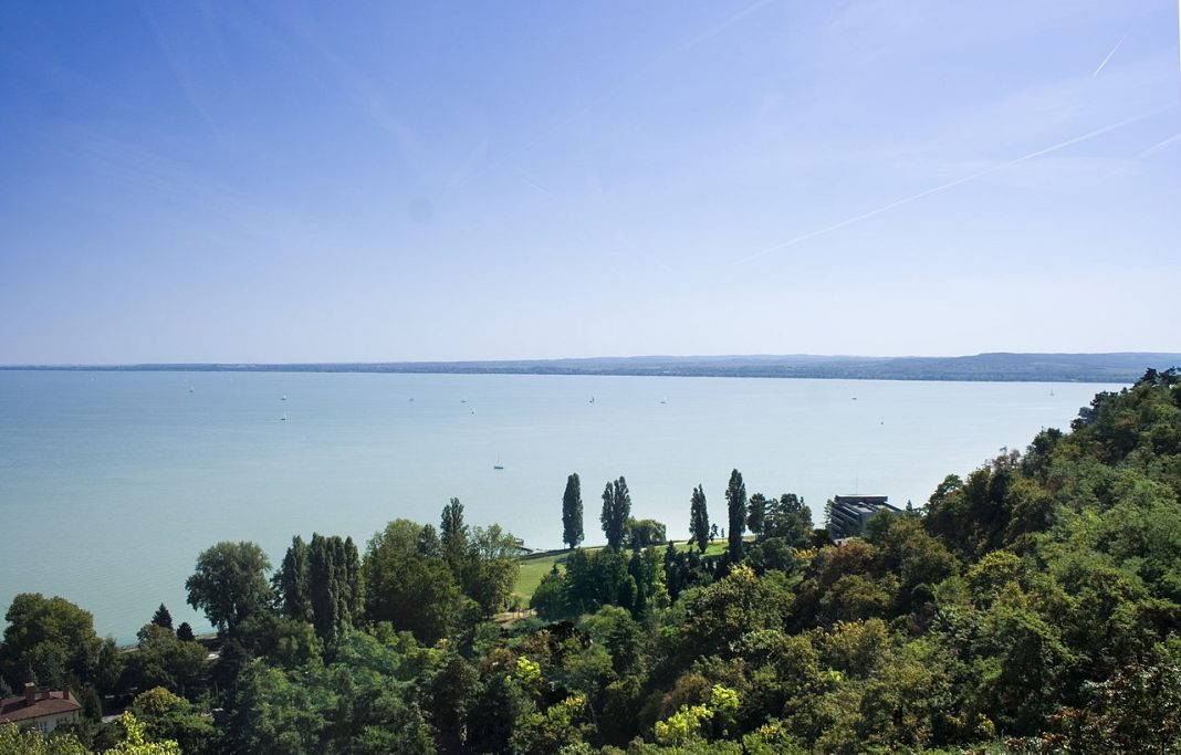 Lacul Balaton: Obiective turistice Ungaria - Budapesta - Deștepți.ro