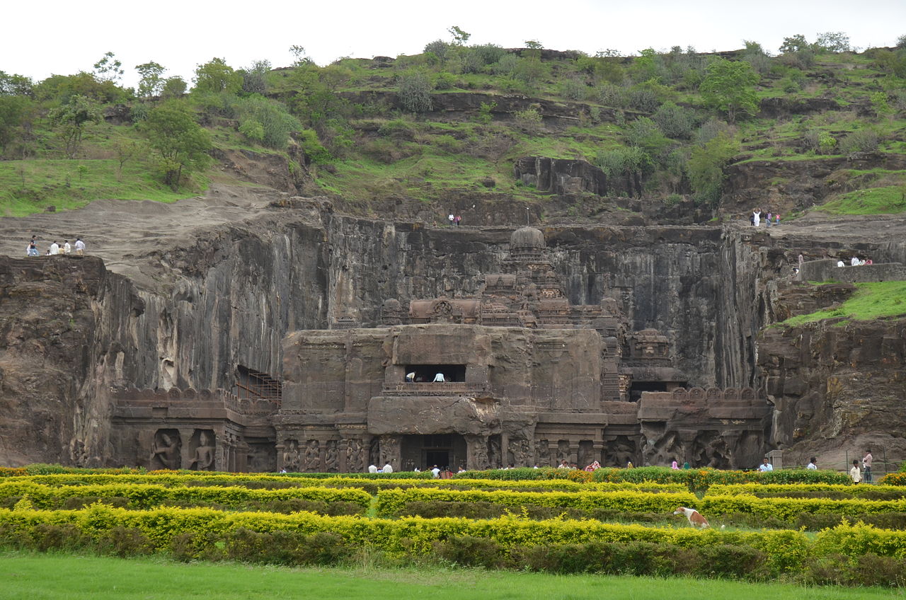 Pesterile Ellora: Obiective turistice India - Ellora - Deștepți.ro
