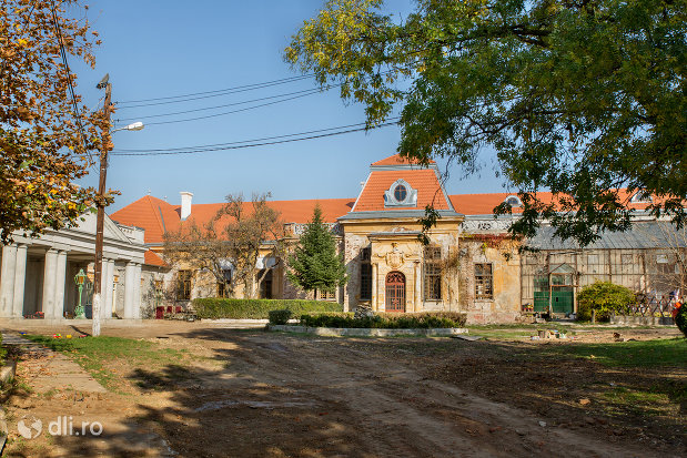 Castelul Stubenberg: descoperă istoria nobiliară în Bihor