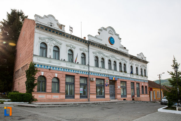 Primăria din Bocșa: un simbol al comunității locale
