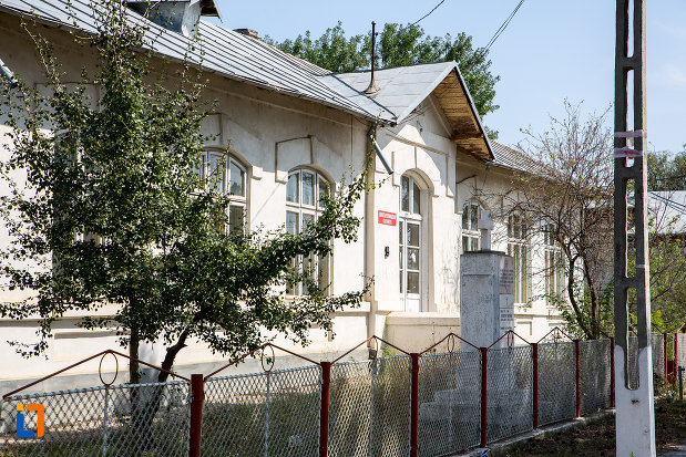 Școala Veche din Căzănești: patrimoniu și tradiție