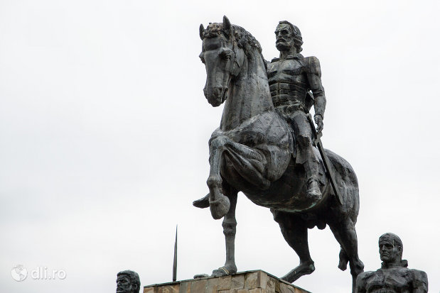 Statuia lui Bogdan Vodă: mândrie în Maramureș