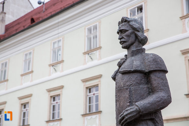 Statuia lui Gheorghe Lazăr din Sibiu - vizită culturală esențială