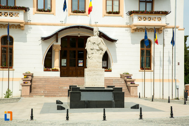 Primăria din Slatina: descoperă patrimoniul local