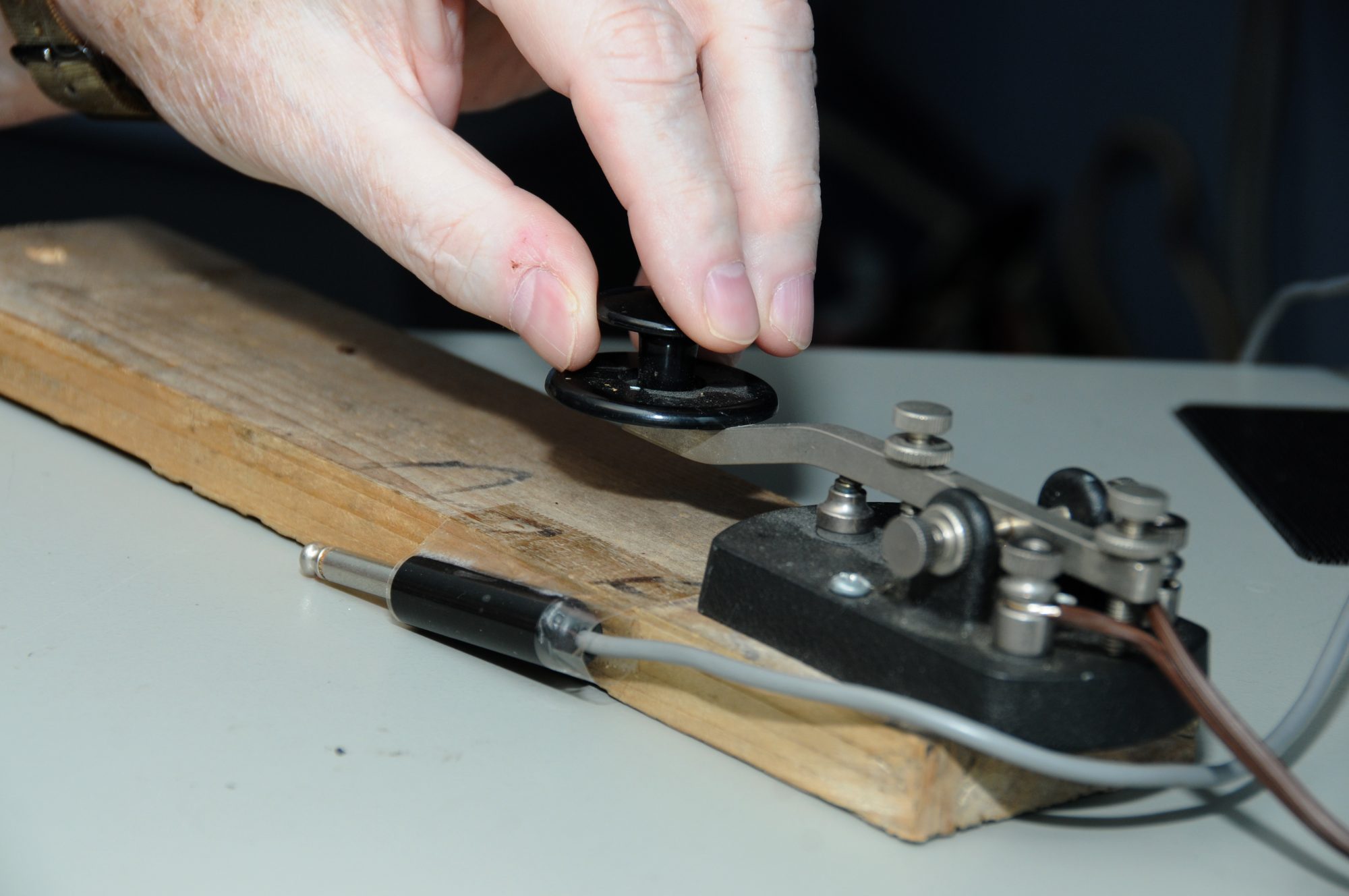 Inventarea telegrafului și Codul Morse – Invenții ce au schimbat modul ...